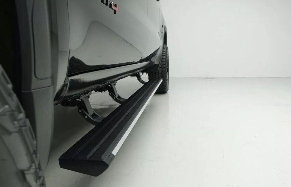 Silverado Electric Side Steps 1500 – Flat Top Products au